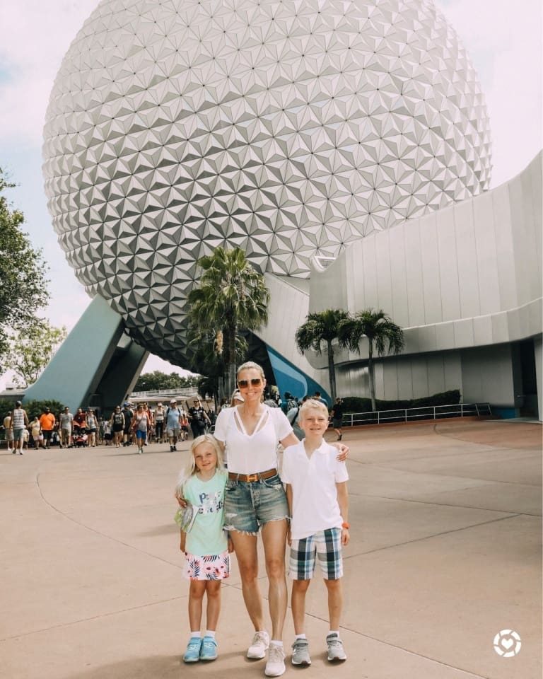 The Disney World Survival Kit for Busy Moms | Busbee Style