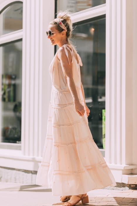 20 Styles of Dresses That Every Woman Should Know
