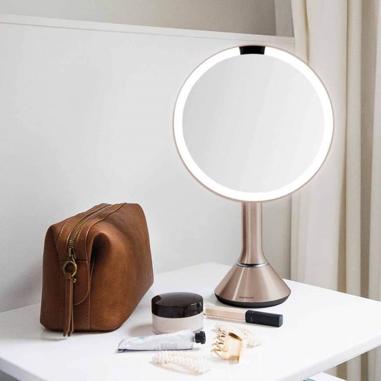 My Honest Review Of The Simplehuman Mirror – Do You Need It?