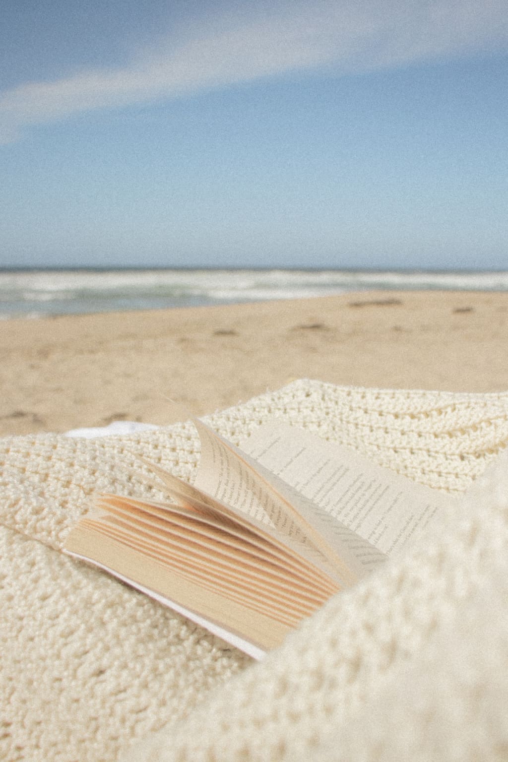 These 15 Page-Turning Summer Reads Are Team Busbee’s Top Picks!