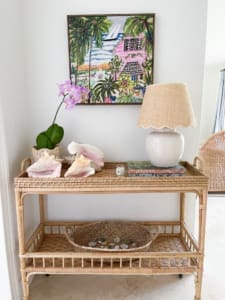 The Best Ways To Elegantly Style Your Console Table