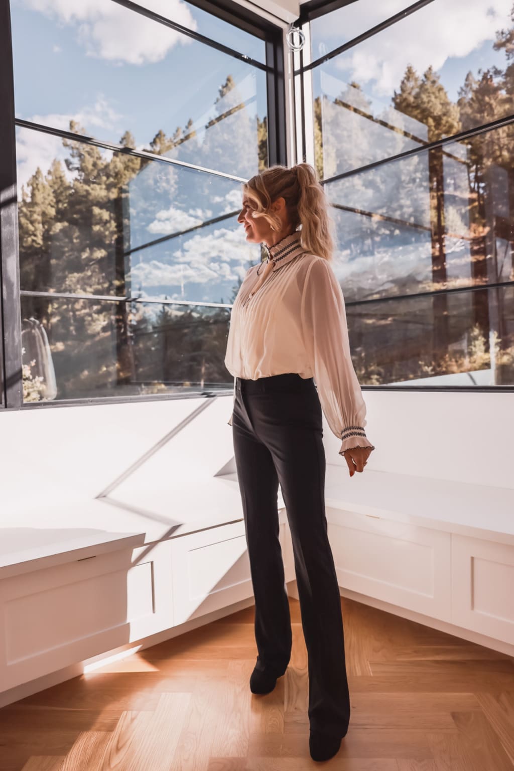 35 Dressy and Casual Thanksgiving Outfit Ideas | Busbee Style