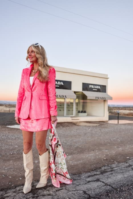 14 Pink Outfit Ideas You Can Recreate To Embrace The Color of Summer!