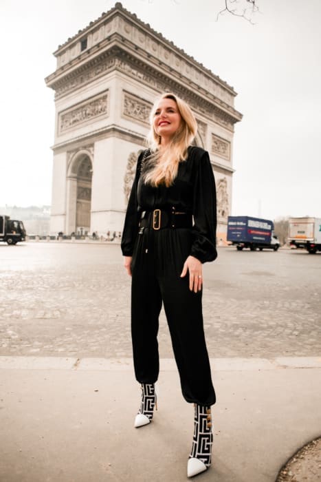 5 Chic Outfit Ideas for What To Wear To Dinner in Paris