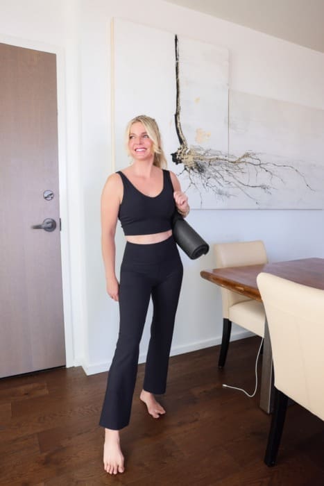 Stylish Activewear Outfit To Wear From The Gym To Errands & Beyond