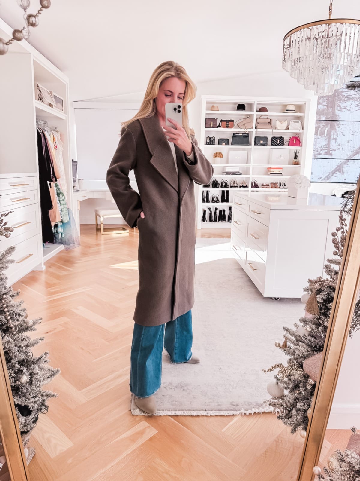 10 Must-Have Winter Wardrobe Staples to Stay Stylish and Warm